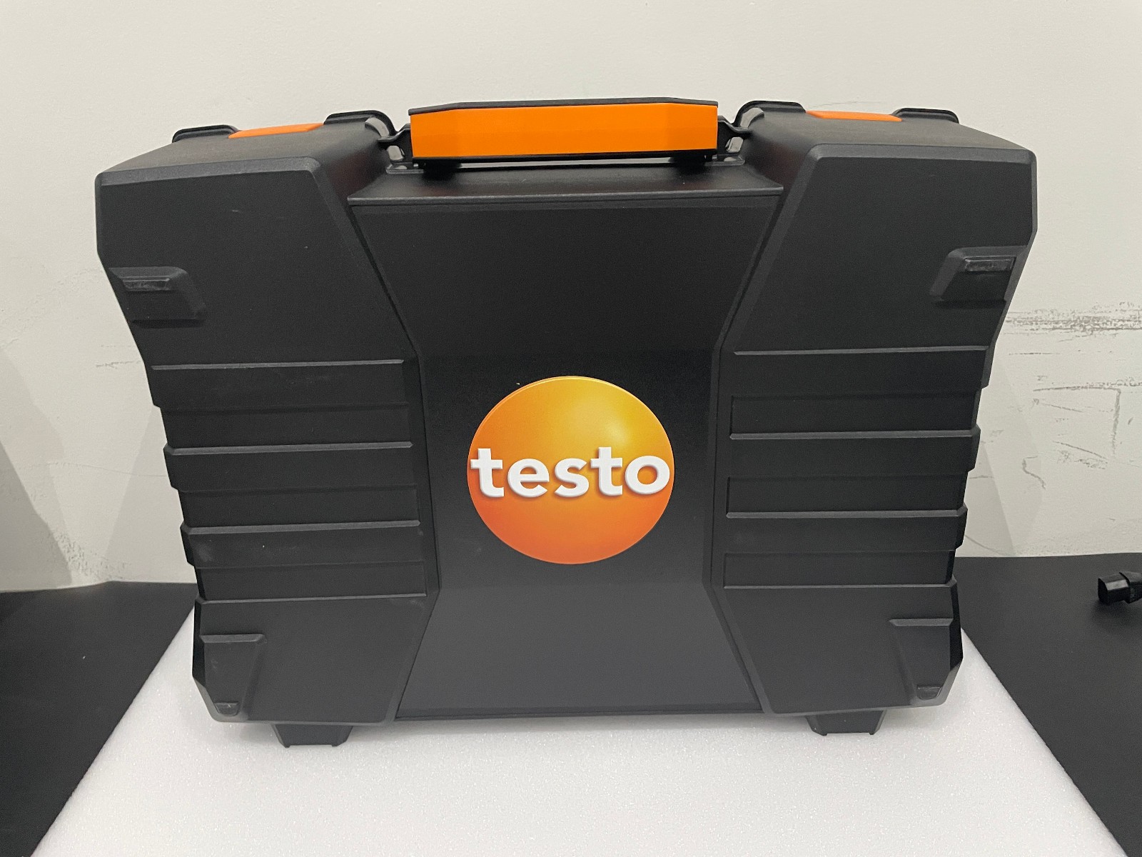 Testo 300 Longlife Flue Gas Analyzer (For Parts/Not working) – Novus ...