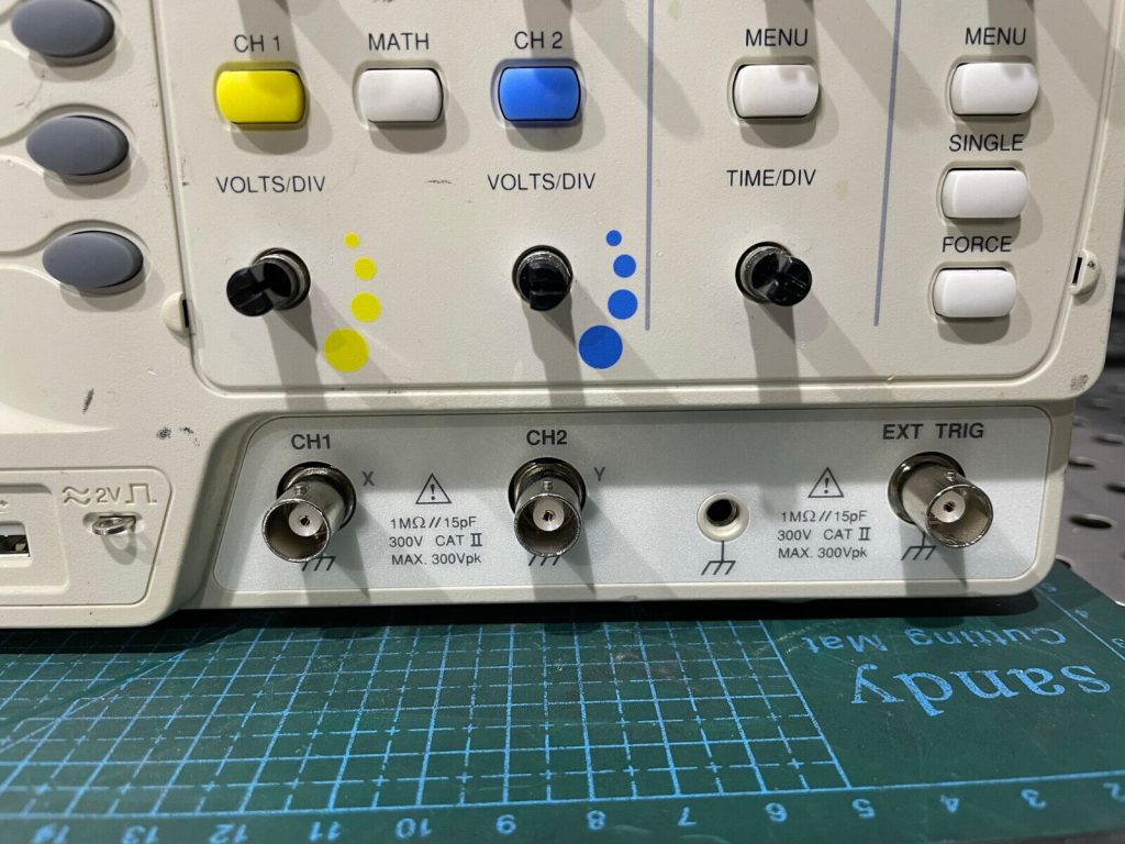 GWInstek GDS-1102A-U Digital Storage Oscilloscope 100Mhz 1G Sa/S ...