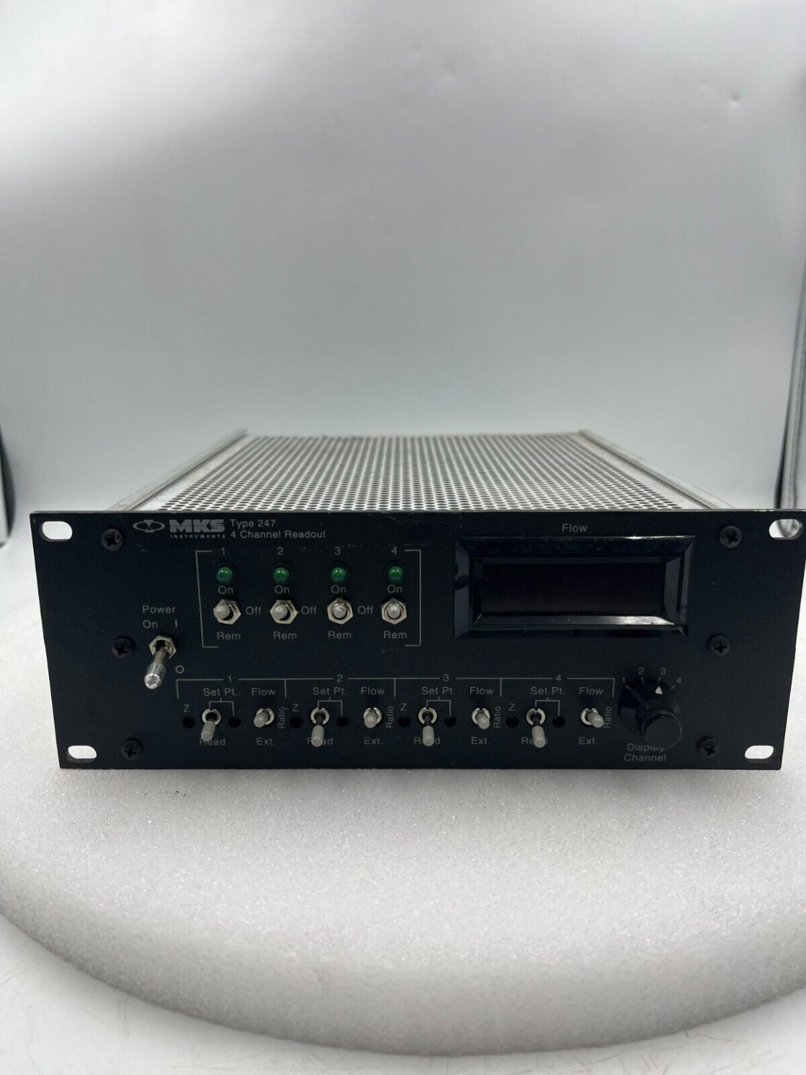 MKS Instruments 247D 4-Channel Readout – Novus Ferro Pte Ltd