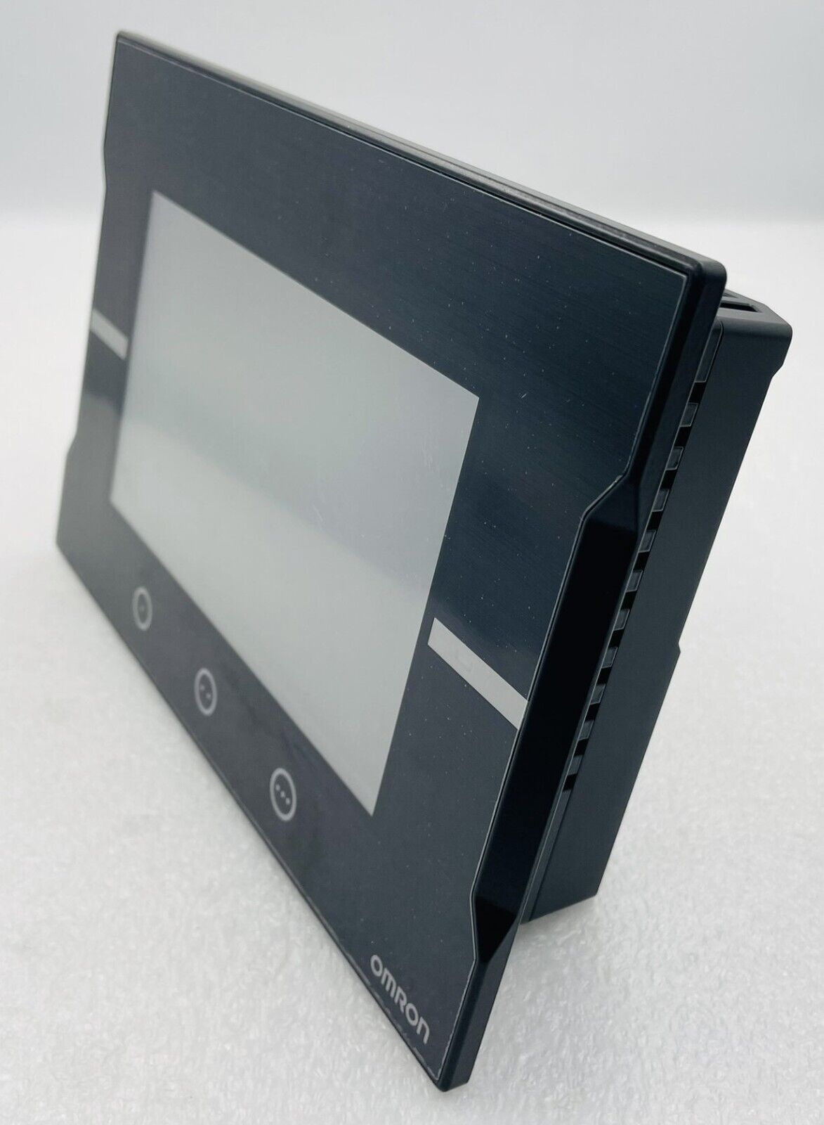 Omron NA5-7W001B Touch Screen Panel – Novus Ferro Pte Ltd