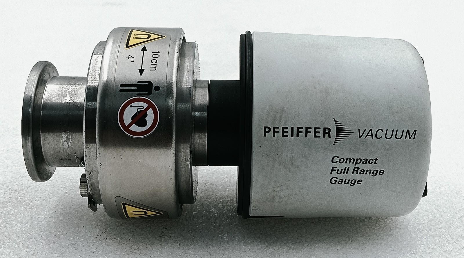 Pfeiffer PKR 261 Compact Full Range Gauge – Novus Ferro Pte Ltd