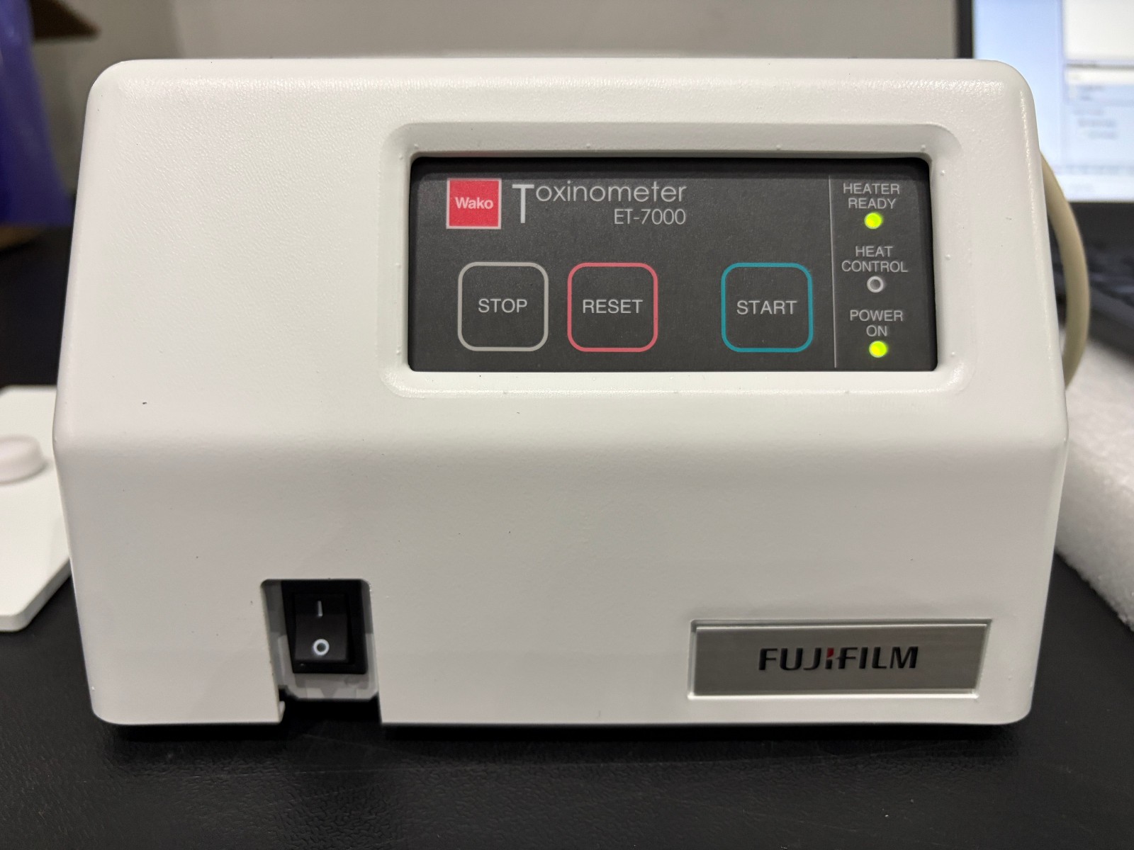 Fujifilm Wako ET-7000 Toxinometer – Novus Ferro Pte Ltd