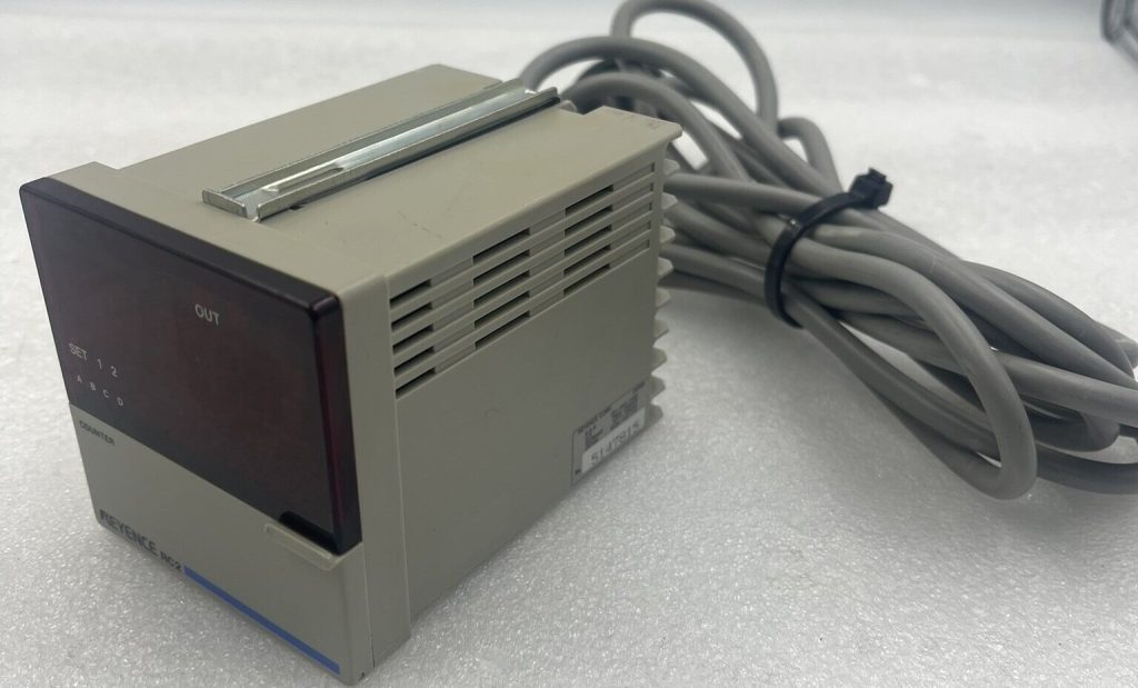 Keyence RC2 21V Electronic Preset Counter – Novus Ferro Pte Ltd