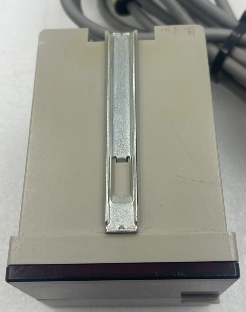 Keyence RC2 21V Electronic Preset Counter – Novus Ferro Pte Ltd