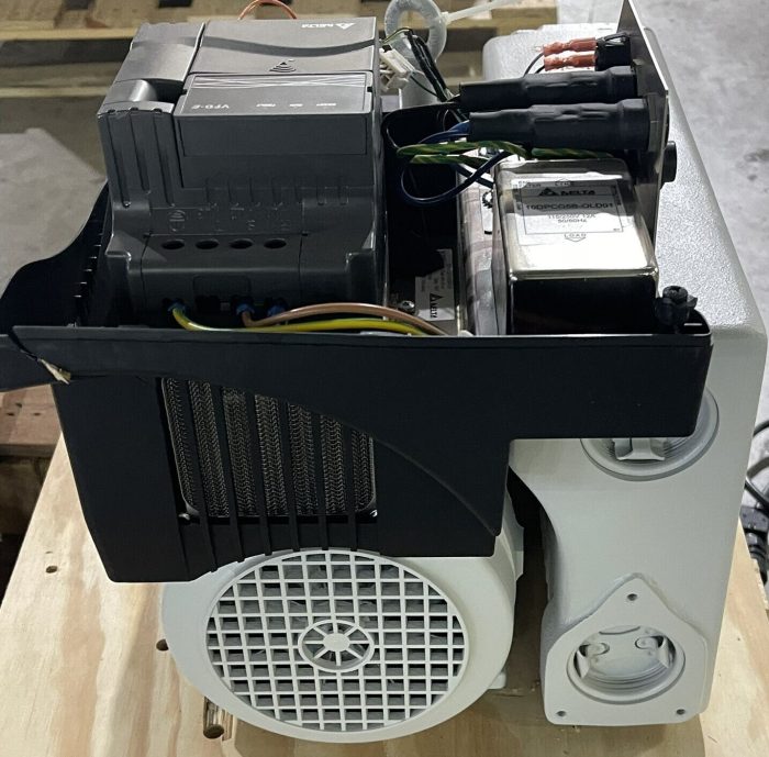 Leybold Sogevac SV 40-65 BIFC Single-stage, oil-sealed rotary vane pump ...