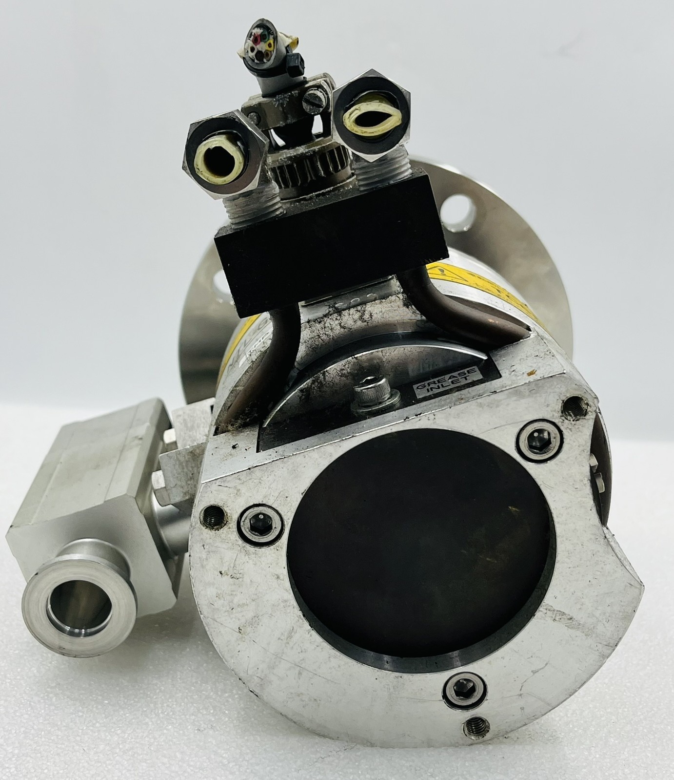 Osaka TG50 Compound Molecular Pump – Novus Ferro Pte Ltd