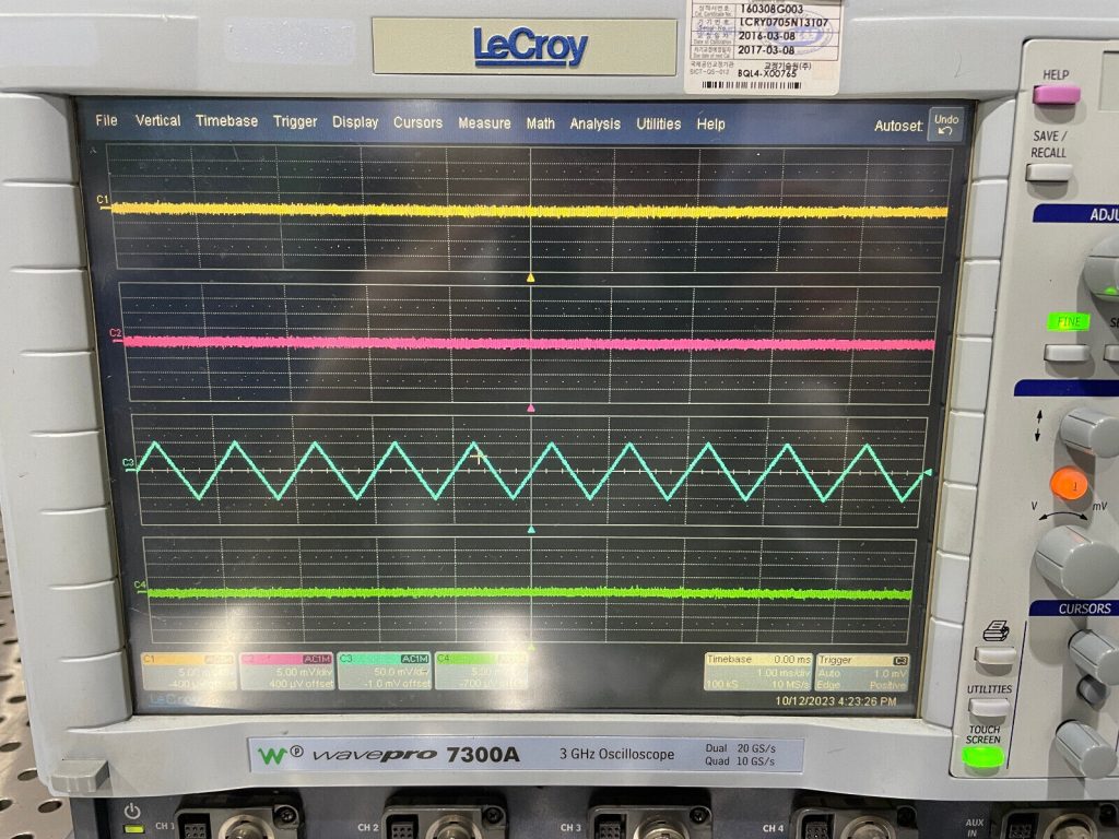 LeCroy WavePro 7300A 3GHz Oscilloscope Opt JLITE – Novus Ferro Pte Ltd