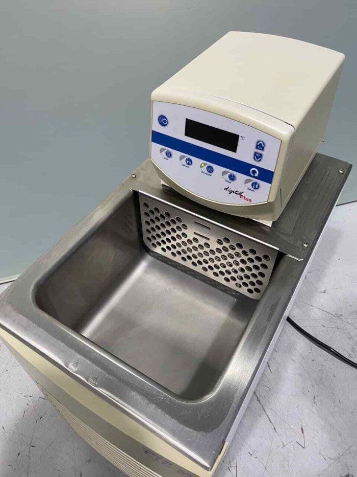 Thermo Neslab RTE 10 Digital Plus Bath Circulator – Novus Ferro Pte Ltd